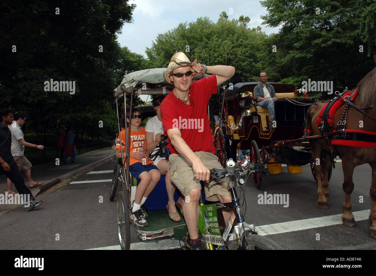 Pedicab driver in Central Park in NYC Stock Photo - Alamy