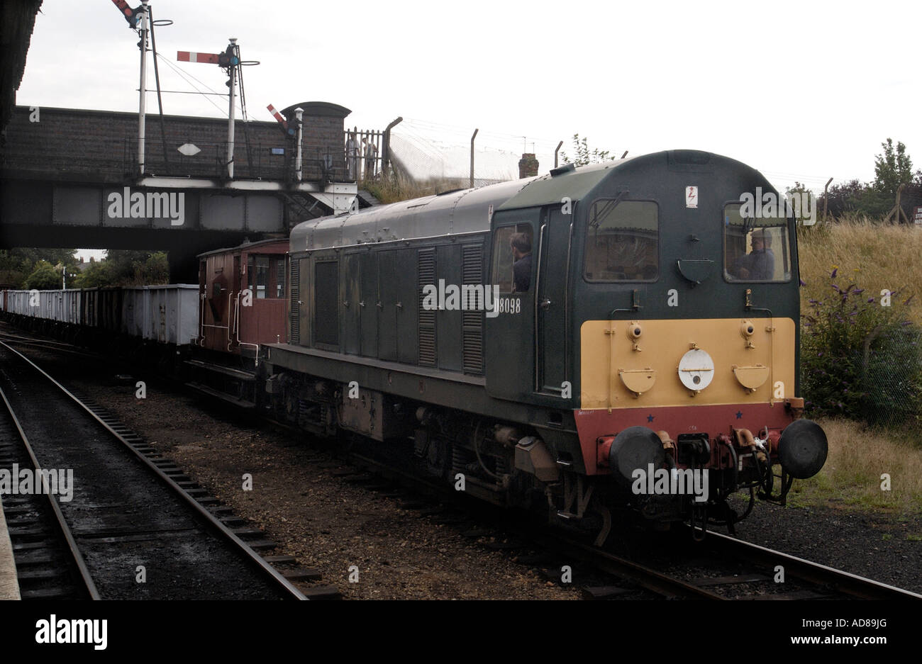english electric type 1 class 20 loughborough station great central ...