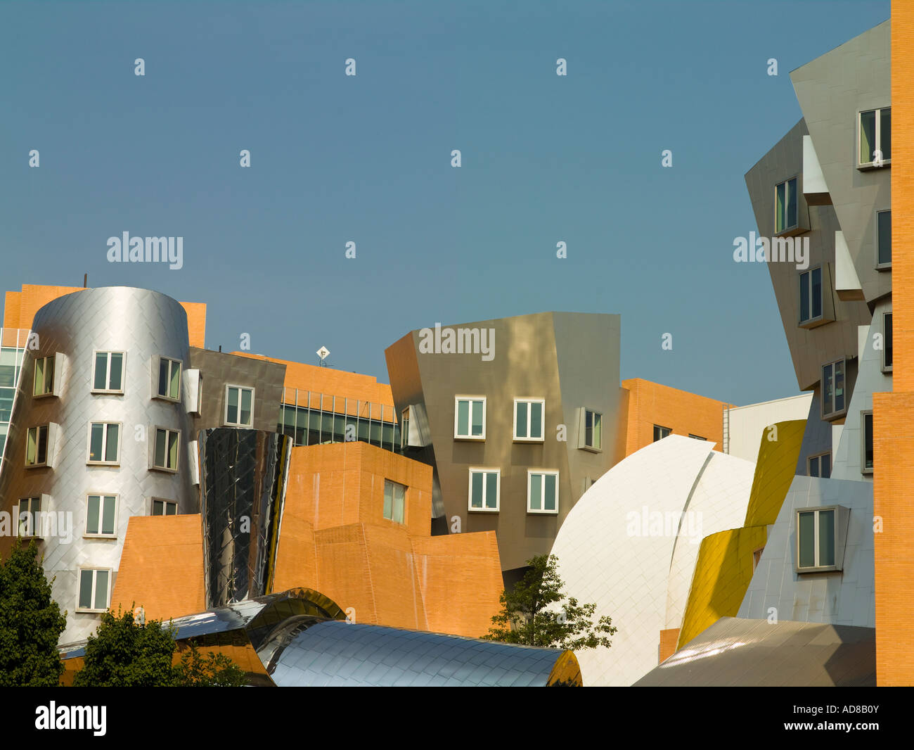 The Ray and Maria Stata Center for Computer, Information, and ...