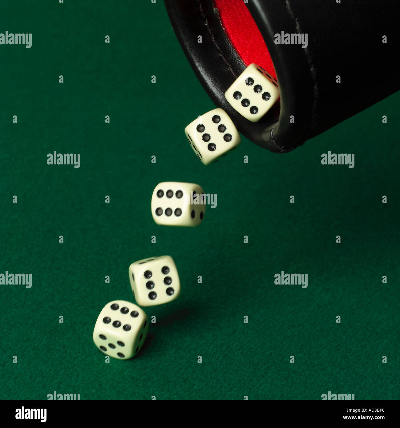 Dice shaker hi-res stock photography and images - Alamy