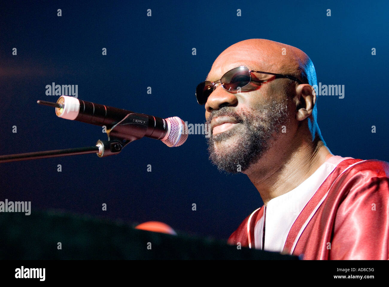 Soul singer isaac hayes hi-res stock photography and images - Alamy