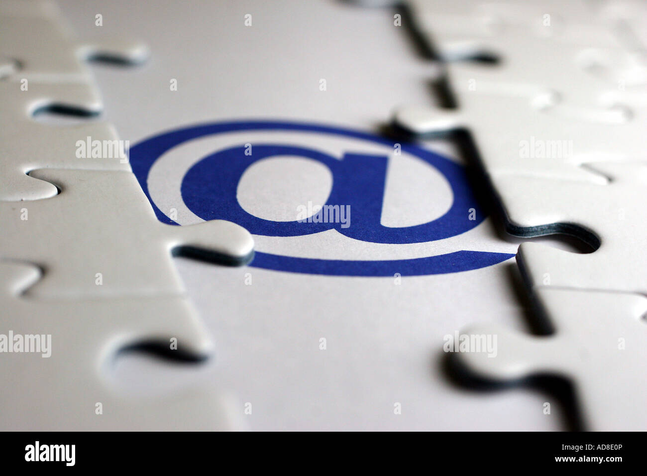 Jigsaw identification hi-res stock photography and images - Alamy