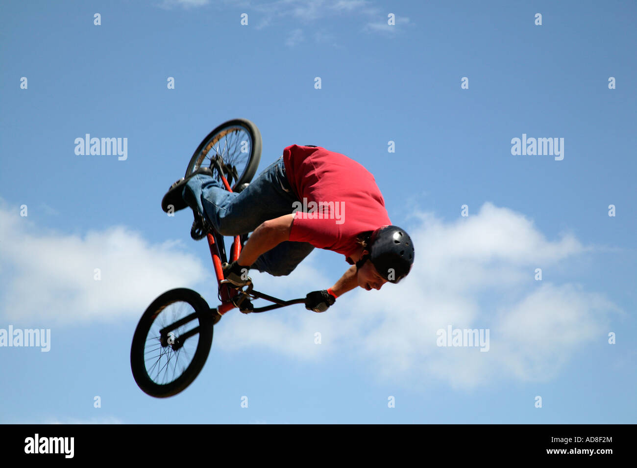 Acrobatic bikes hi-res stock photography and images - Alamy