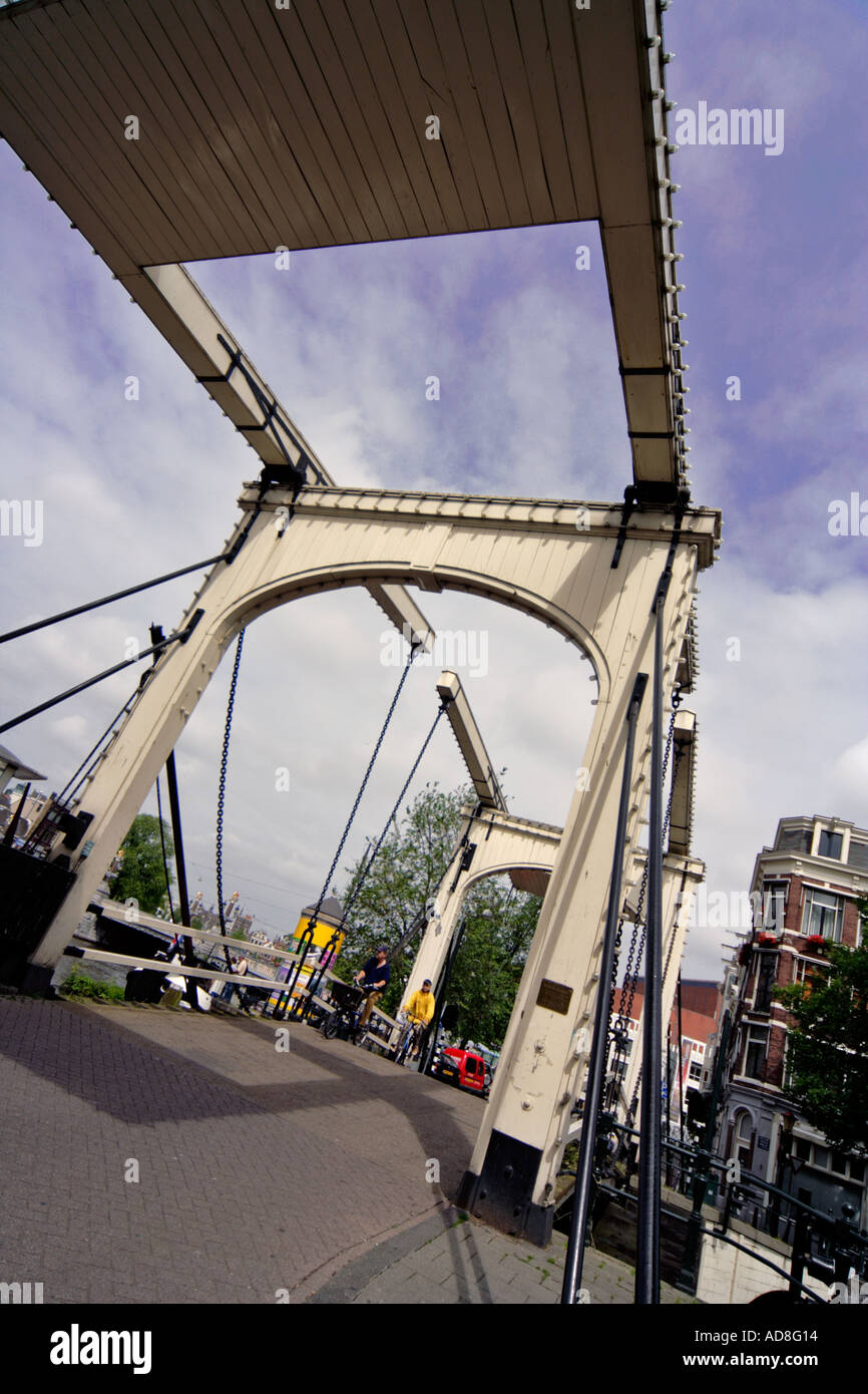 Traditional Cantilever type bridge over the Nieuwe Herengracht where it ...