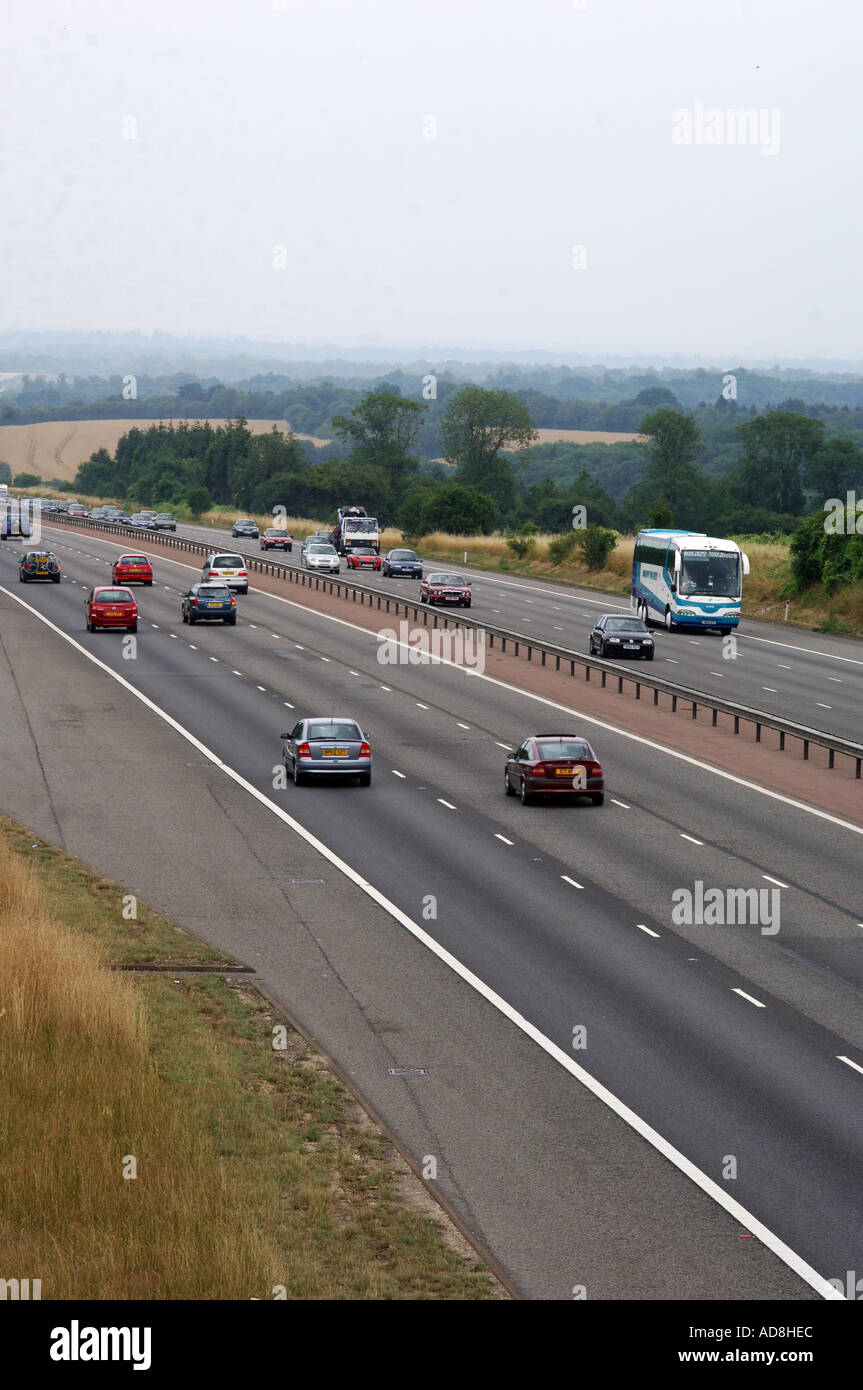 M3 bus hi-res stock photography and images - Alamy