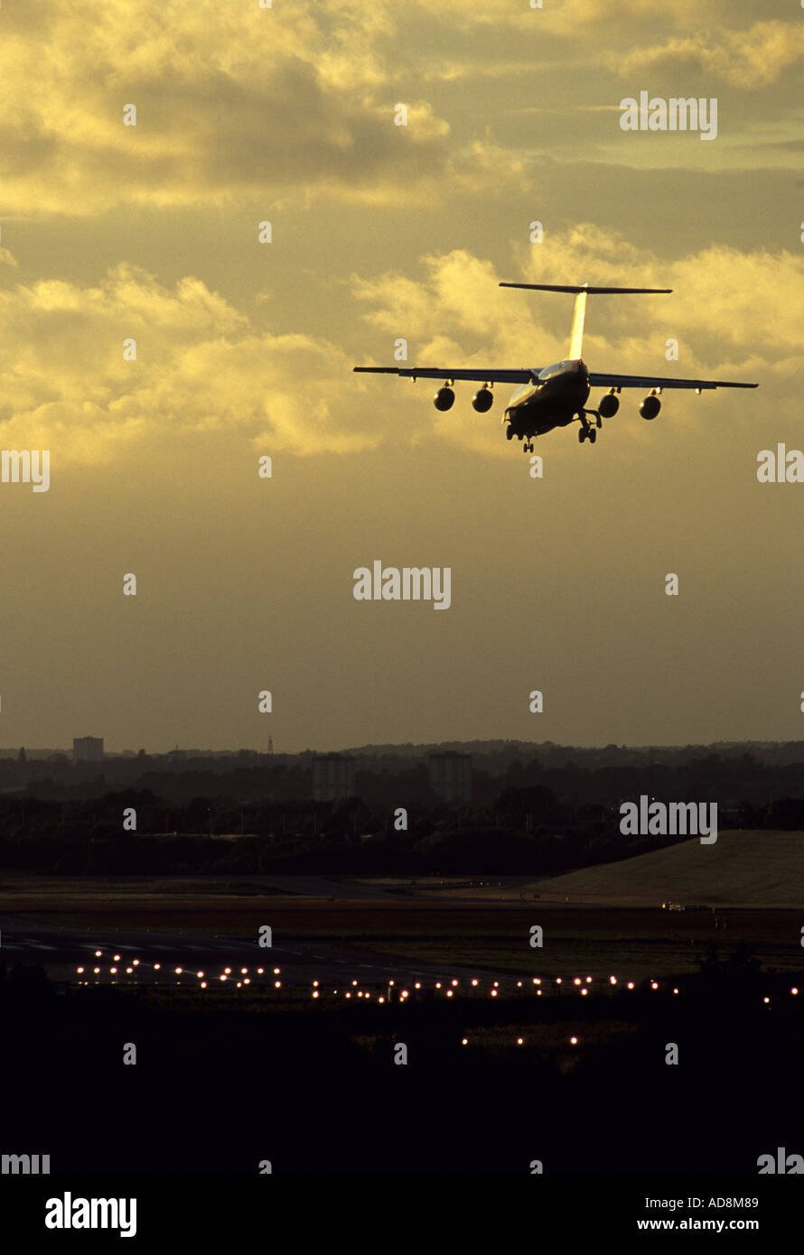 Landing approach approaching provincial passenger hi-res stock ...