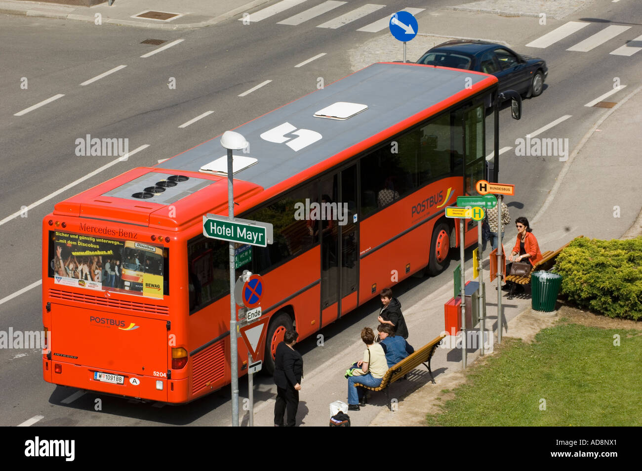 bus station Stock Photo - Alamy