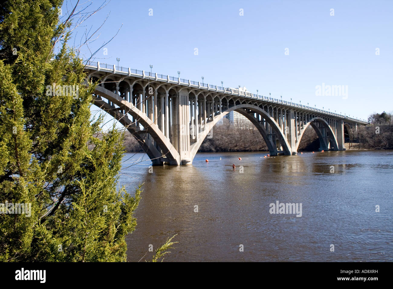 Ford Bridge spanning the Mississippi River. "St Paul" Minnesota USA ...