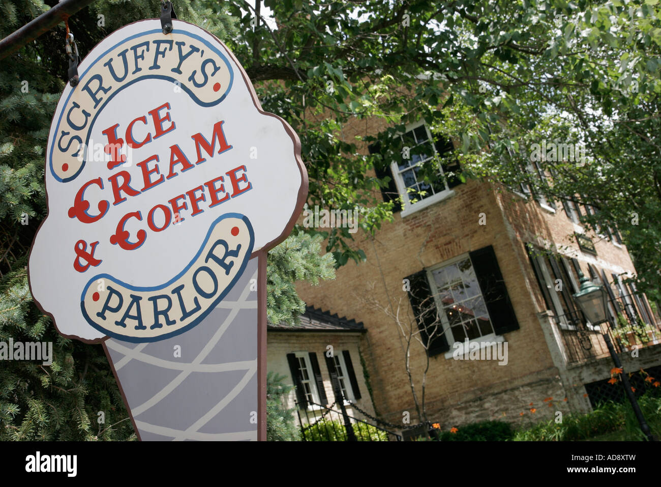 Middleburg Virginia,Loudoun County,Washington Street,sign,Scruffy's Ice Cream & Coffee Parlor ...