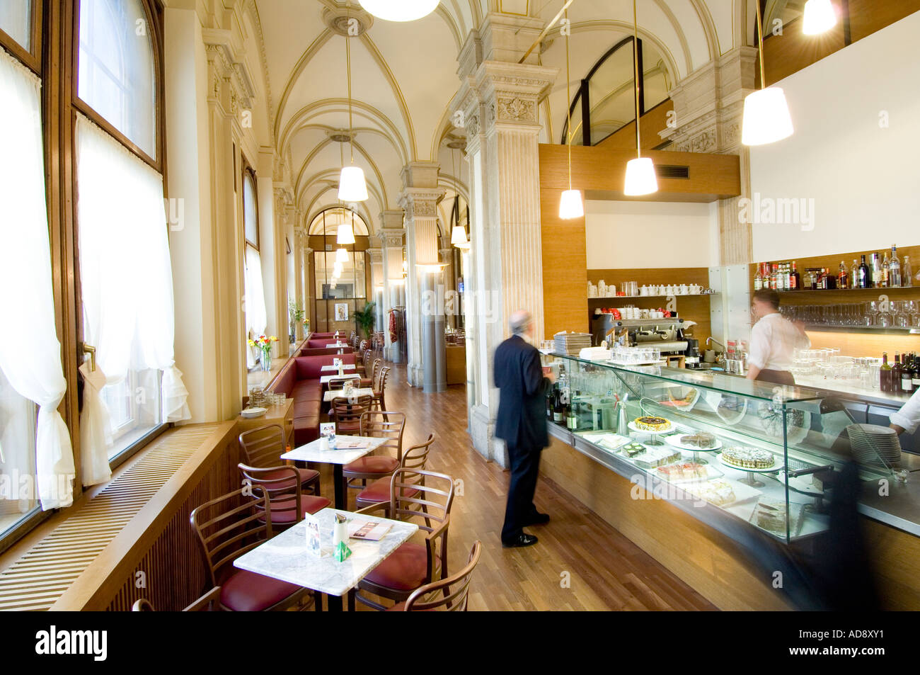 Cafe opera house vienna hi-res stock photography and images - Alamy