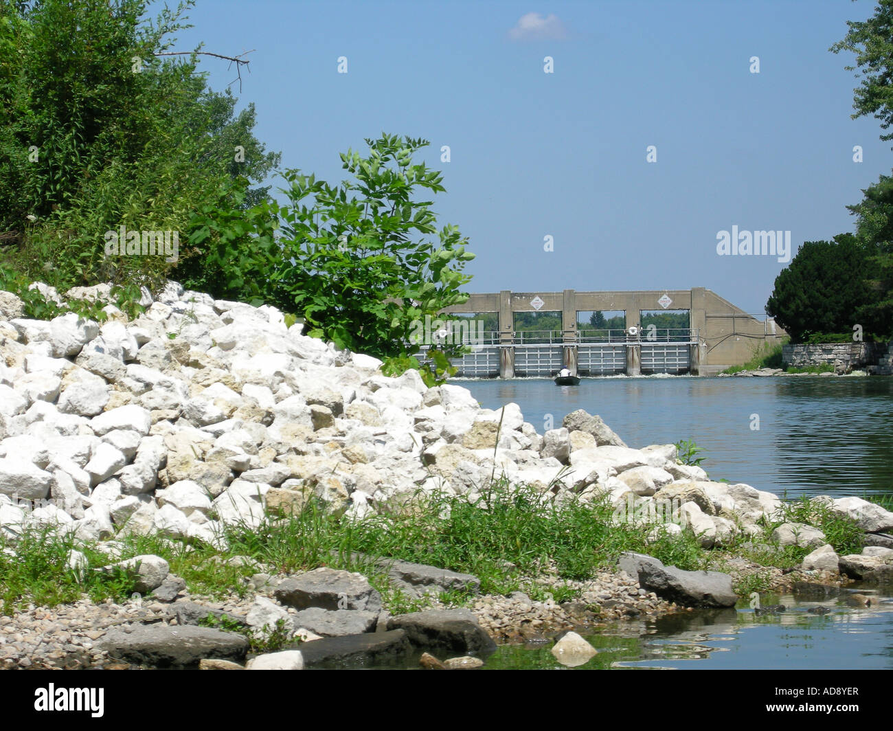 Shore Levee & Dam Stock Photo - Alamy