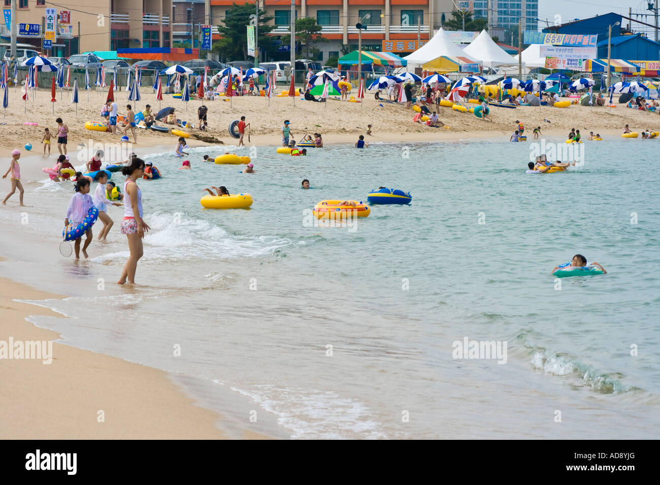Korean eastern beach hi-res stock photography and images - Alamy