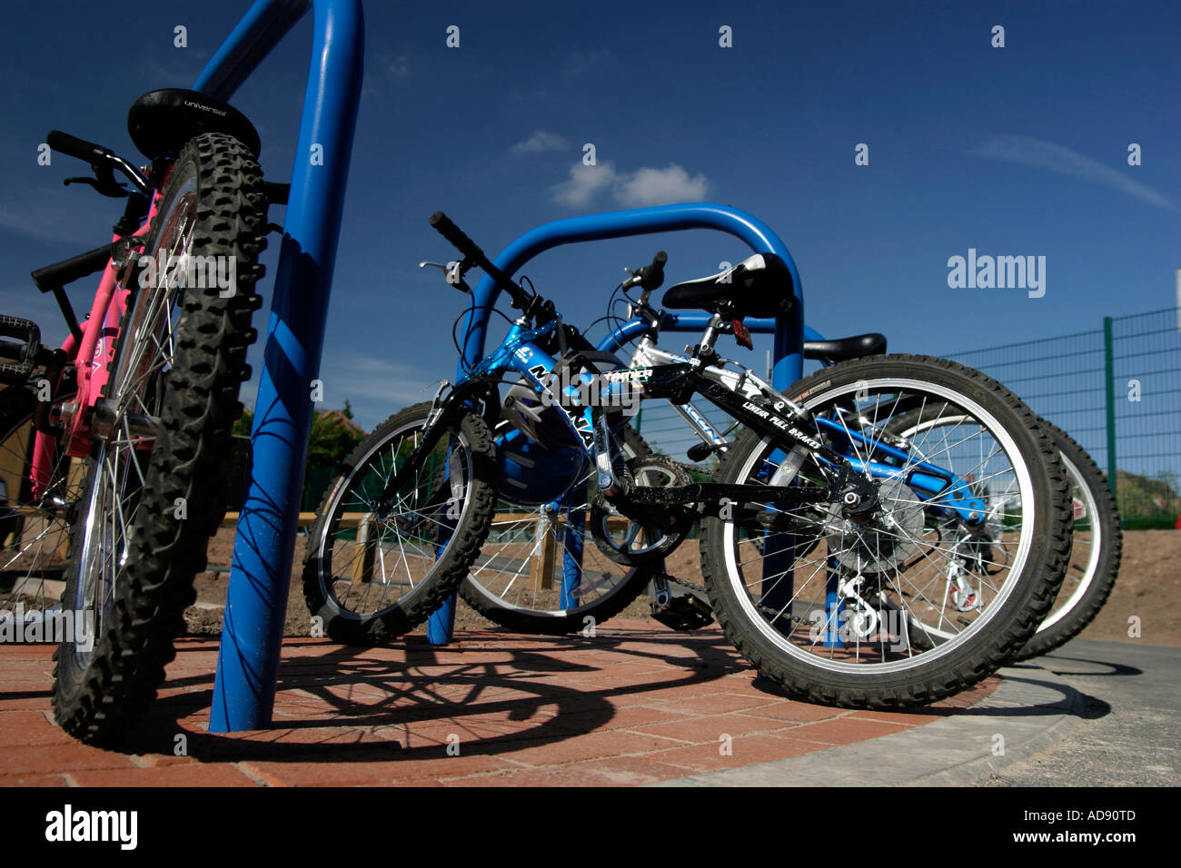 The new Mapperley Plains School bicycles Stock Photo - Alamy