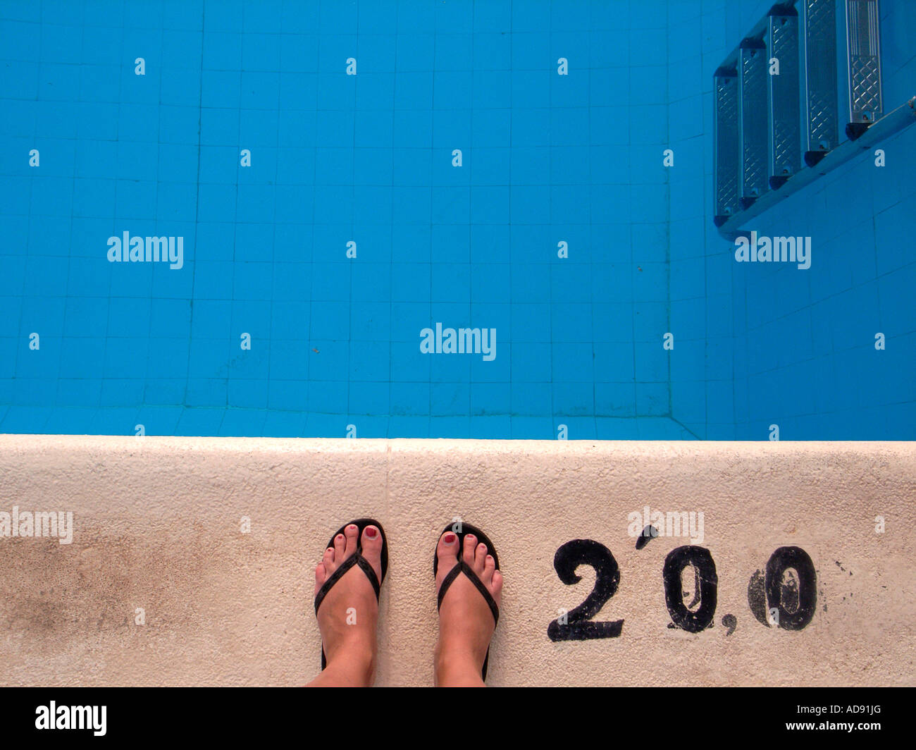 Feet pool splash hi-res stock photography and images - Alamy