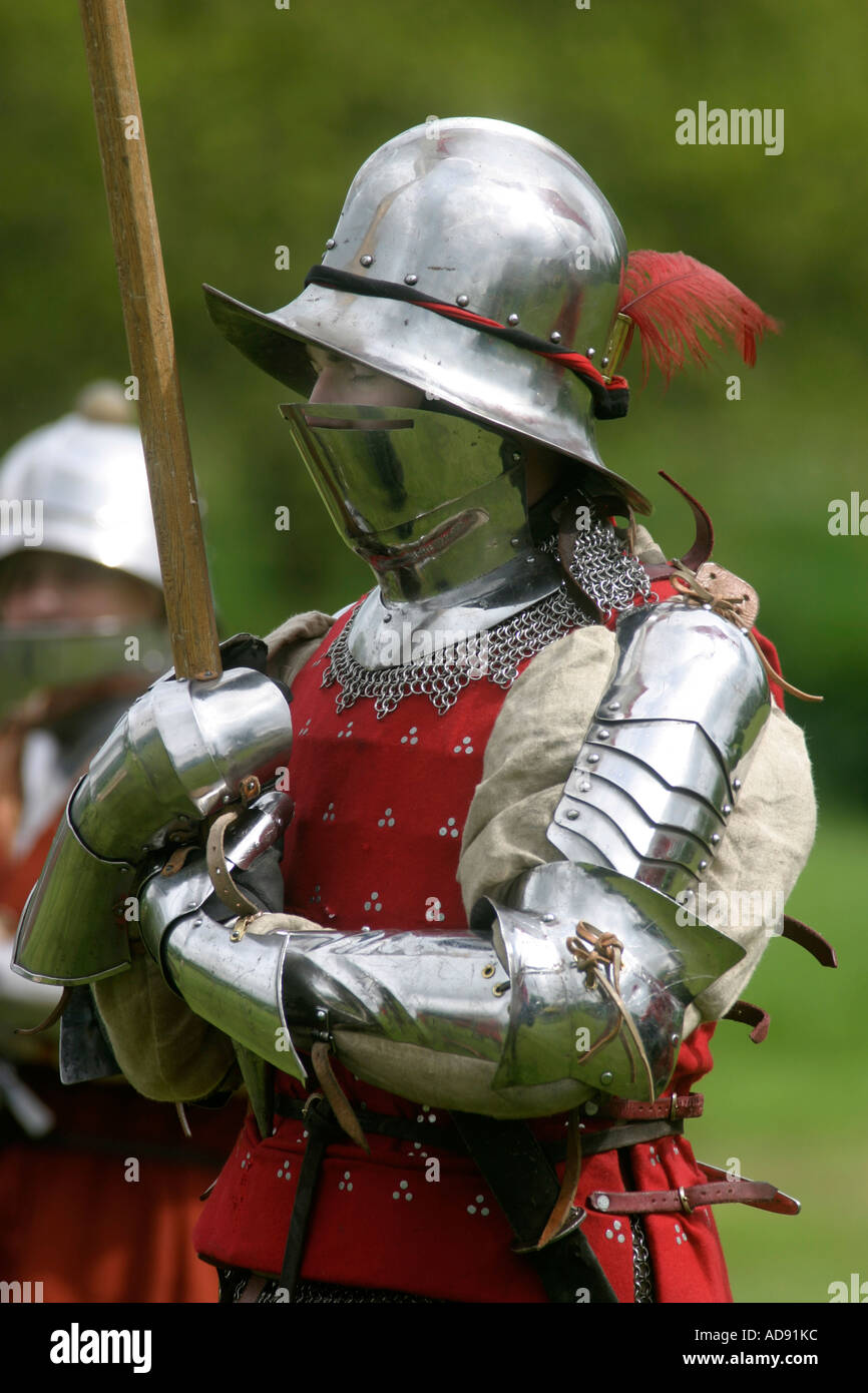 Rufford Park foot soldier from the 100 years war Stock Photo - Alamy