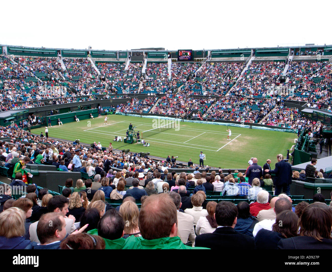 Wimbledon centre court tennis hi-res stock photography and images - Alamy