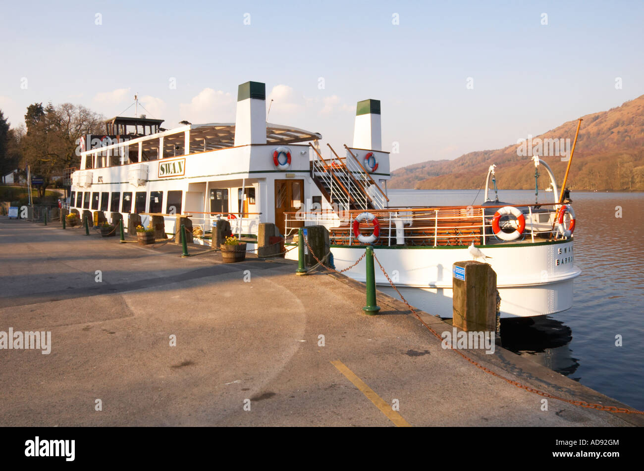 Lake Windermere Ferry Stock Photo - Alamy