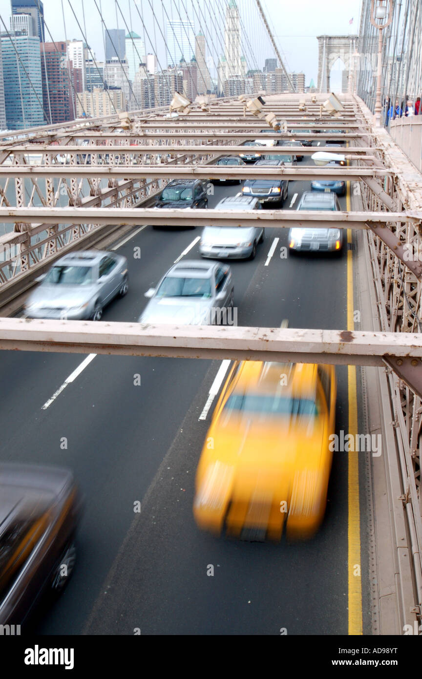 Moving to a new city hi-res stock photography and images - Alamy