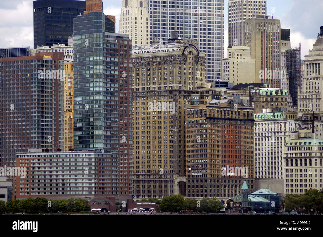 Usa lower manhattan buildings safety hi-res stock photography and ...