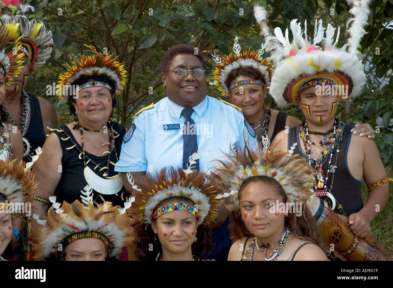 Queensland Police Service Police Liaison Officer with PNG Dance troupe ...