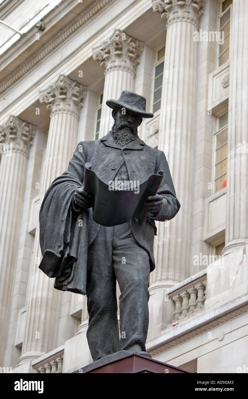 James henry greathead statue hi-res stock photography and images - Alamy