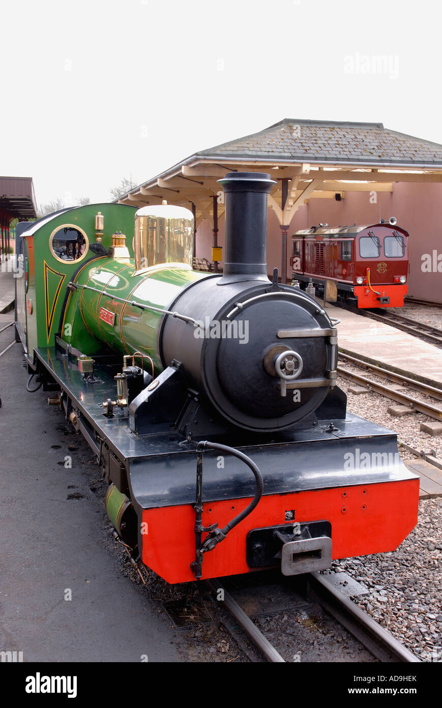 steam locomotive river irt ravenglass and eskdale railway cumbria ...