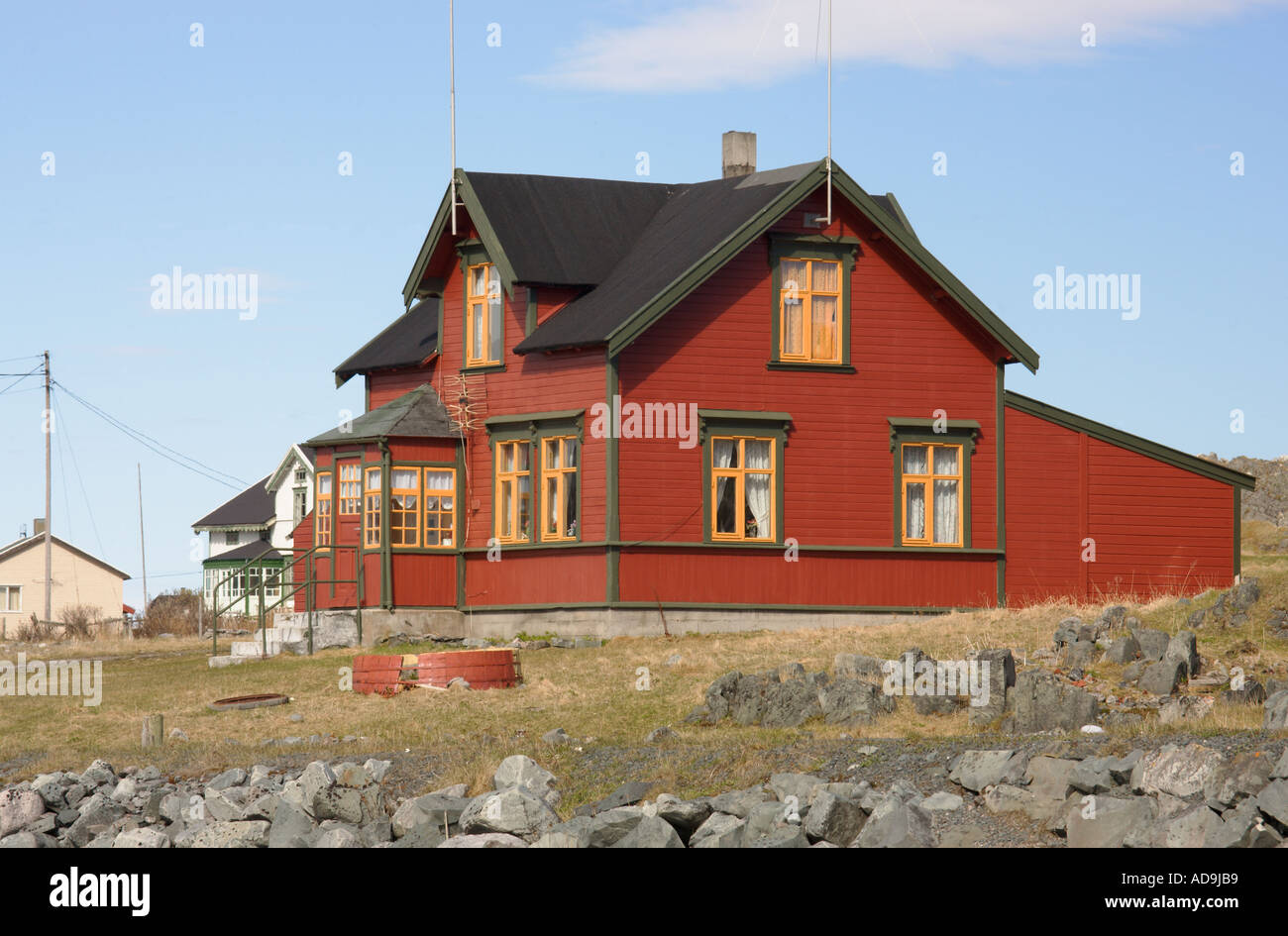 Modern Norwegian house at Hamningberg Finnmark Stock Photo - Alamy