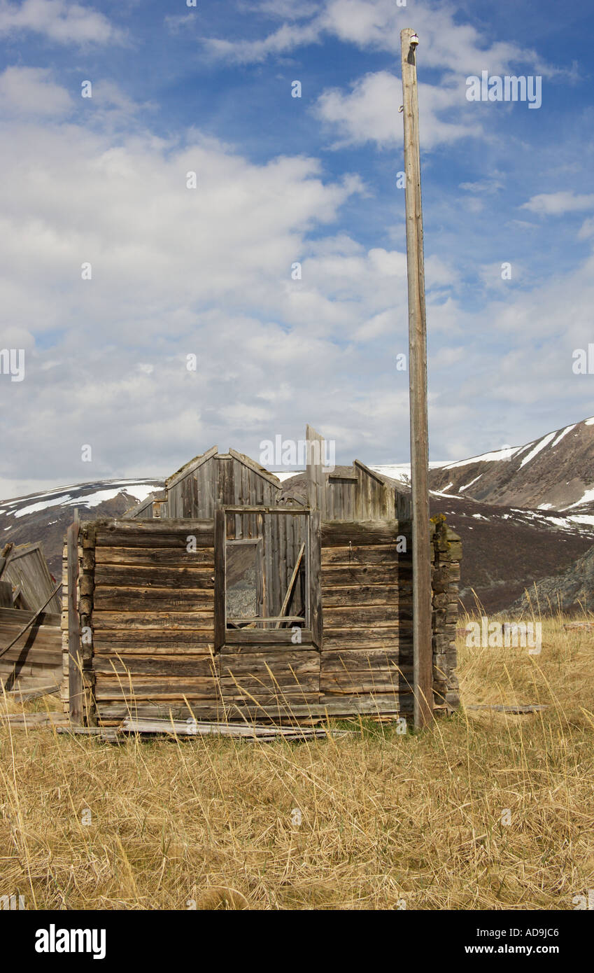 Old ruined Norwegian wooden building Stock Photo - Alamy