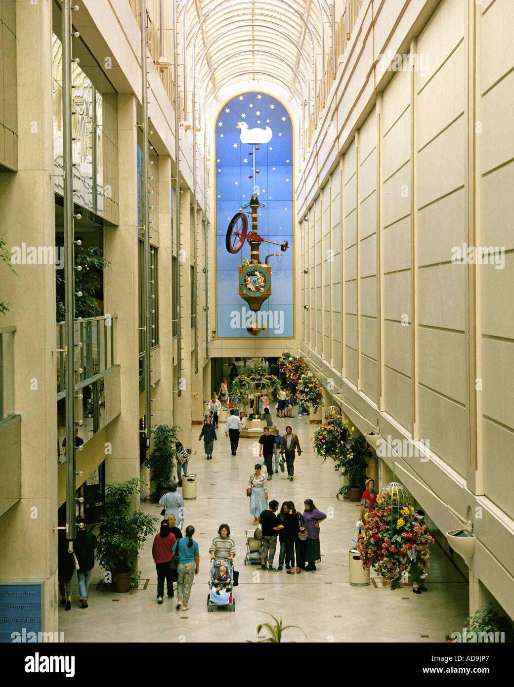 GB - GLOUCESTERSHIRE: Wishing Fish Clock by Kit Williams at Cheltenham ...
