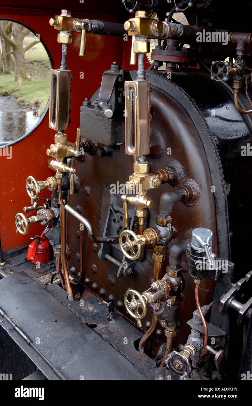 Steam locomotive cab hi-res stock photography and images - Alamy