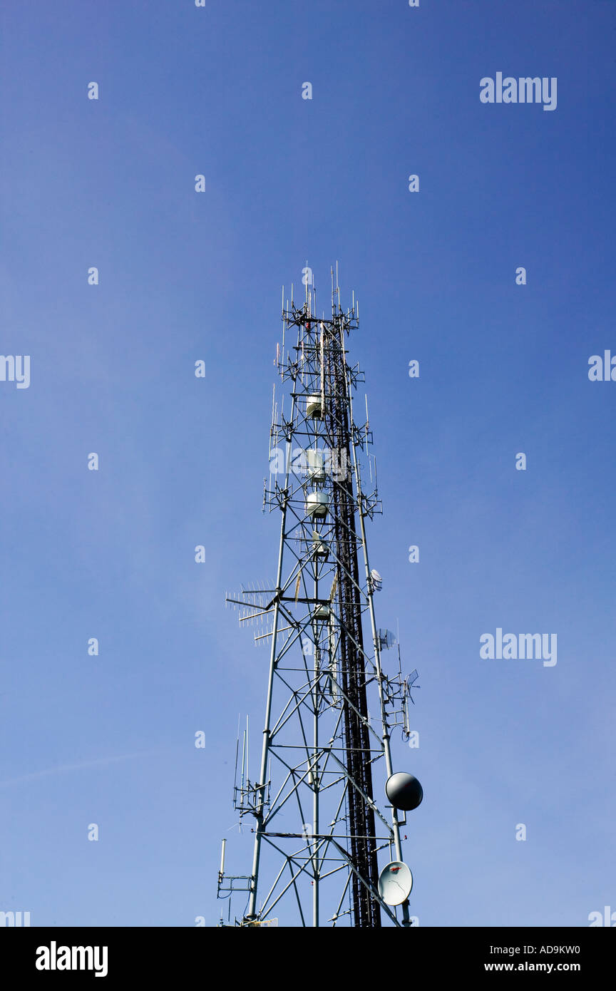 E transmission tower hi-res stock photography and images - Alamy