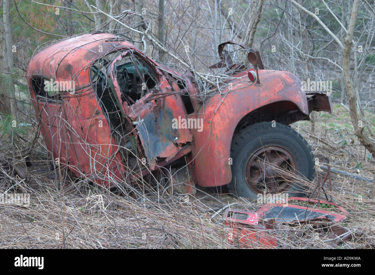 Old rusting red truck Stock Photo - Alamy