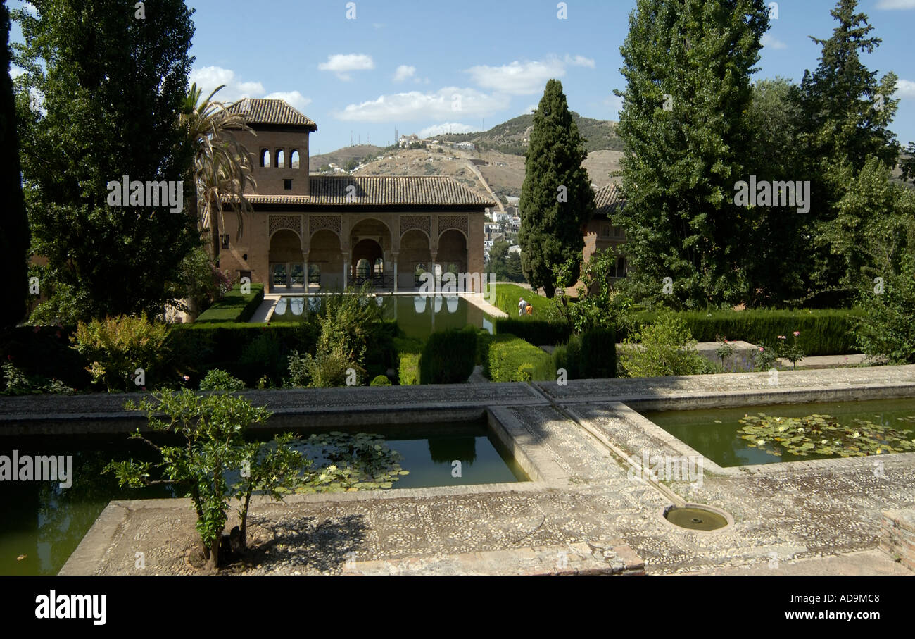 Palacio del Partal La Alhambra Granada Andalusia, Southern Spain Stock ...