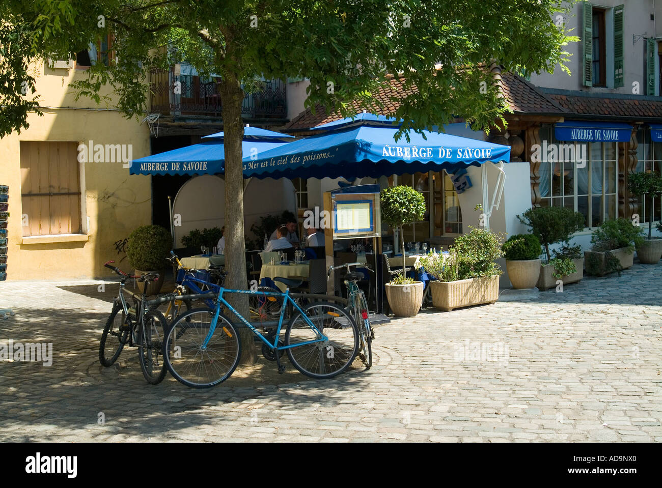 Coffee savoy hi-res stock photography and images - Alamy