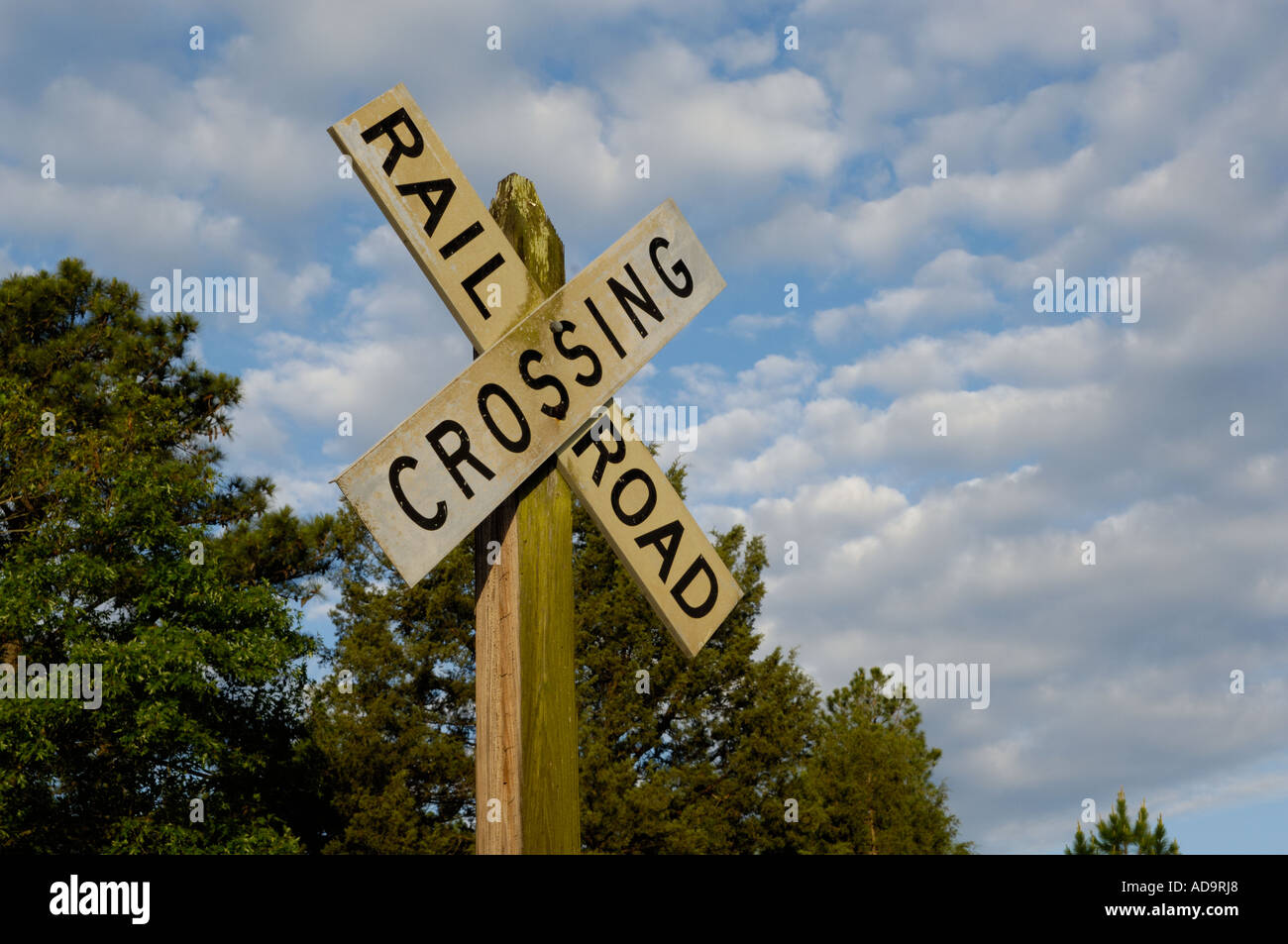 railroad crossing sign Stock Photo - Alamy