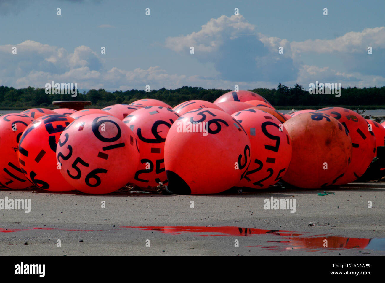 MARKERS 3A Stock Photo - Alamy