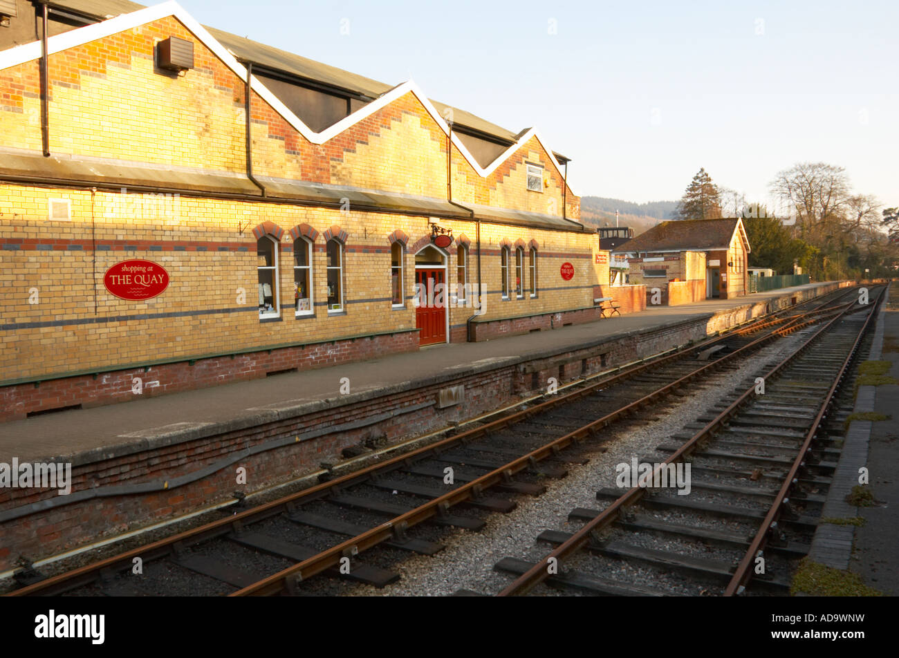 Windermere railway station hi-res stock photography and images - Alamy