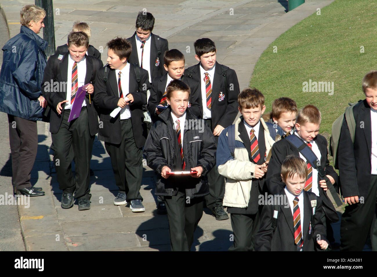 Two boys in school uniforms hi-res stock photography and images - Alamy