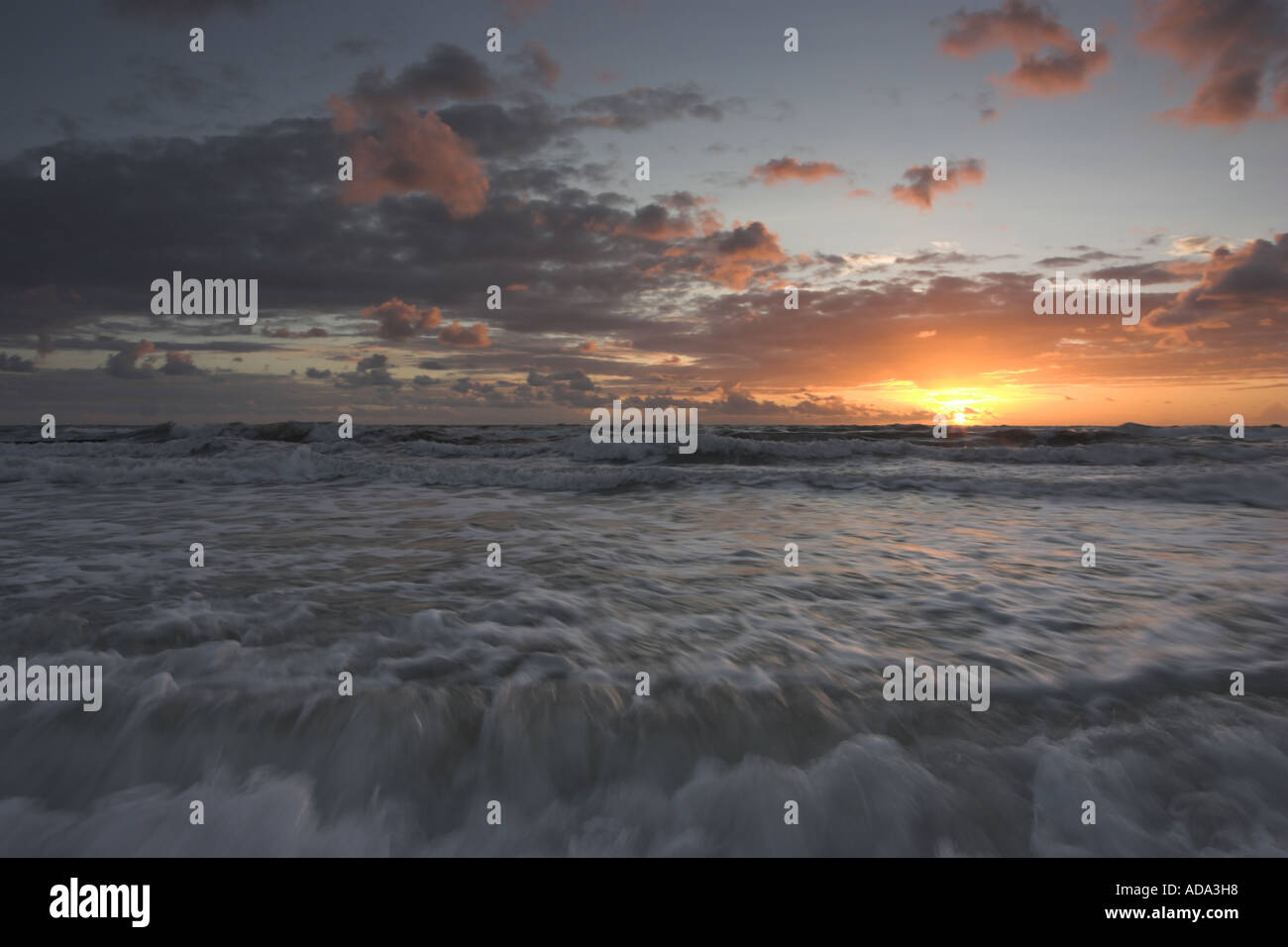 Atmospheric photos of the beach hi-res stock photography and images - Alamy