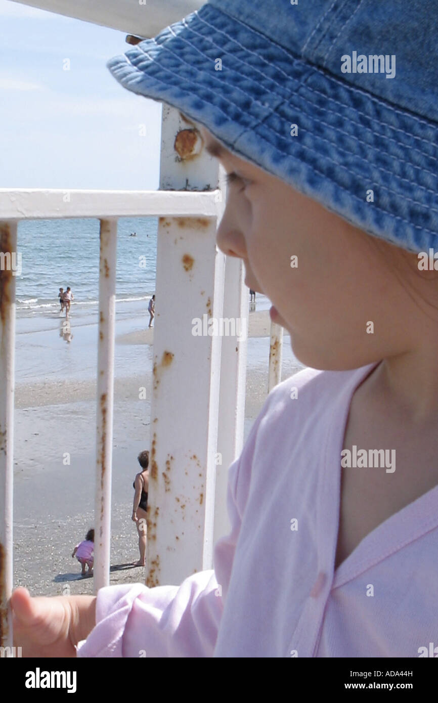 Bathing cap beach hi-res stock photography and images - Alamy