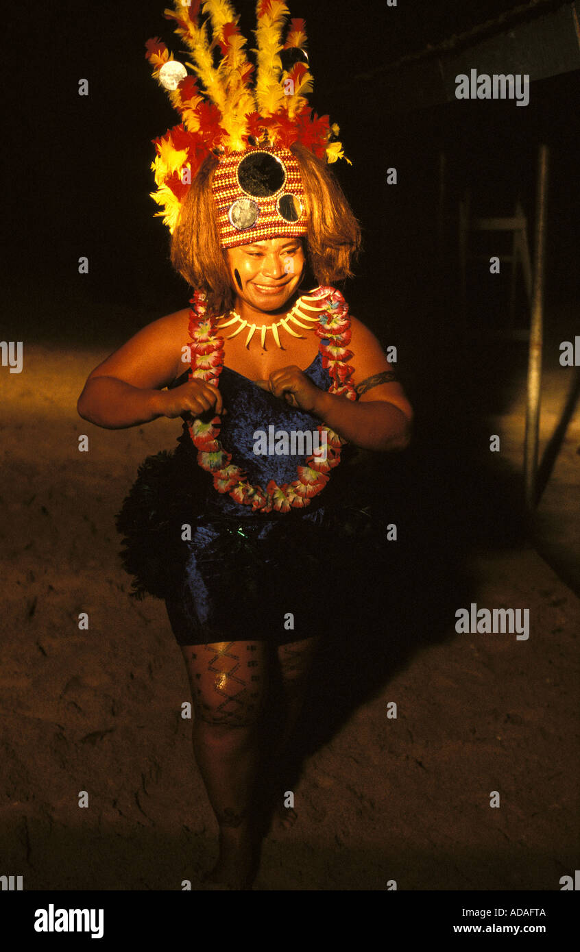 Samoa traditional dance Stock Photo - Alamy