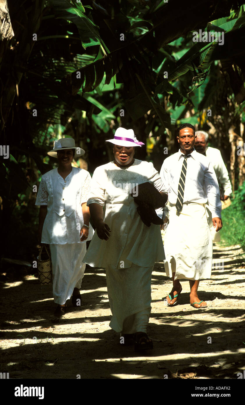 Samoa Samoans on their way to church on Sunday Stock Photo - Alamy