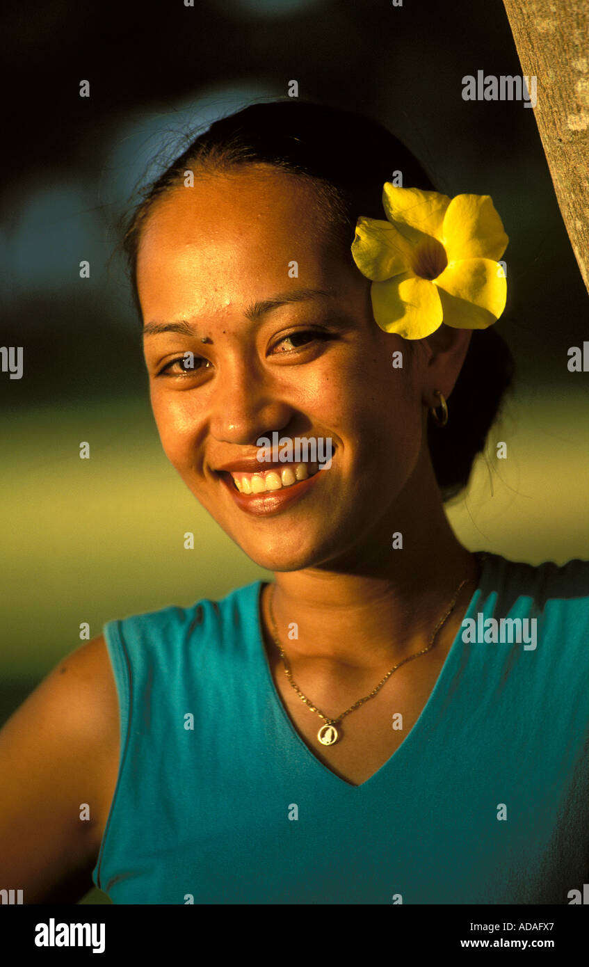Samoan woman hi-res stock photography and images - Alamy