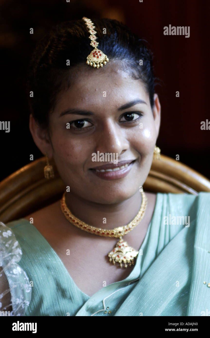 Wedding kandy sri lanka hi-res stock photography and images - Alamy