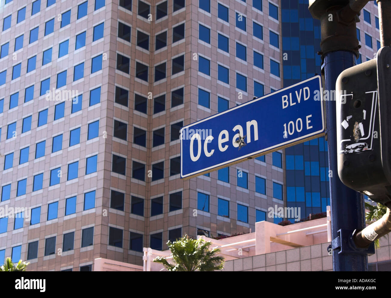 Long beach blvd hi-res stock photography and images - Alamy