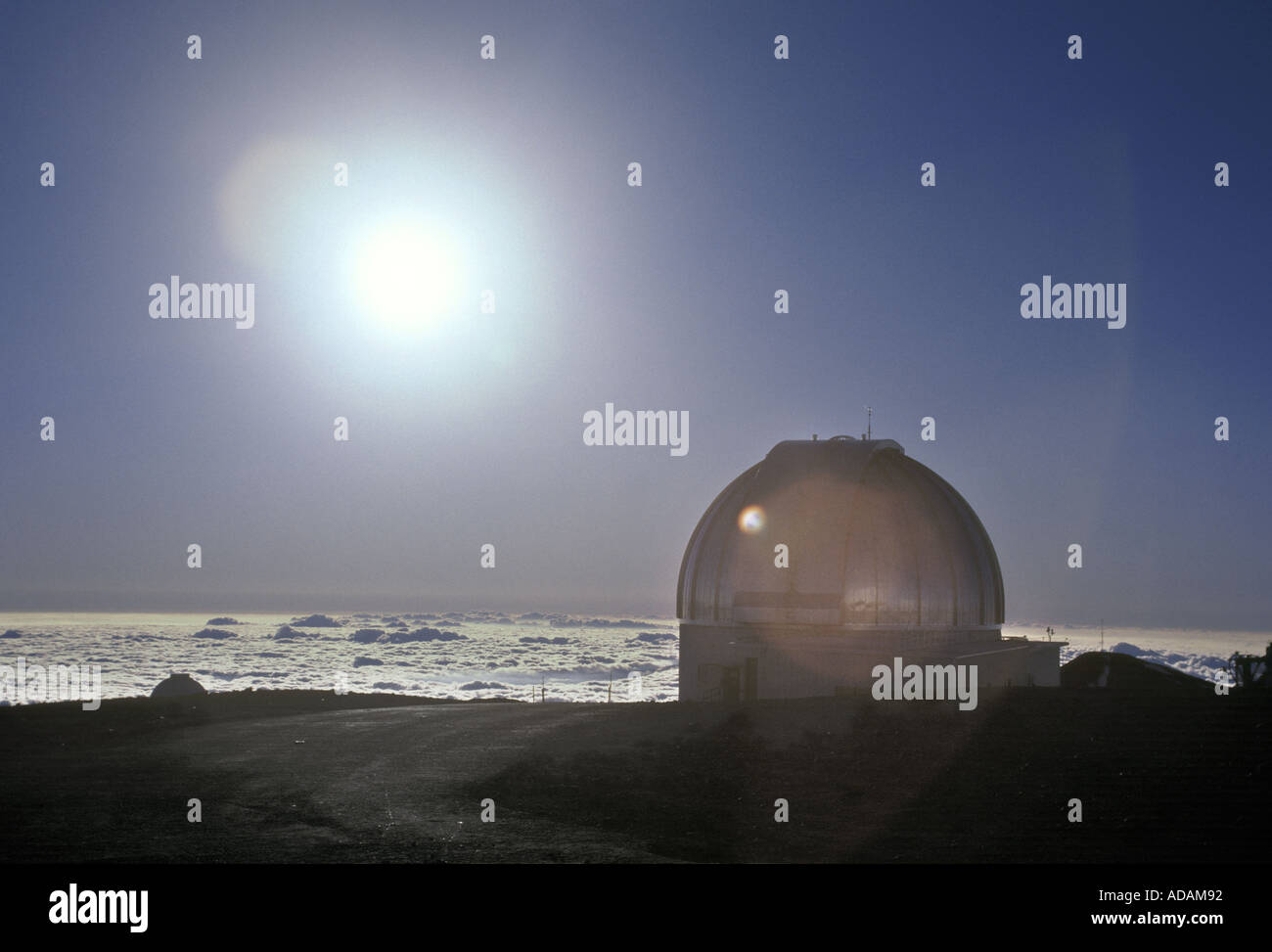 Mauna loa solar observatory hi-res stock photography and images - Alamy