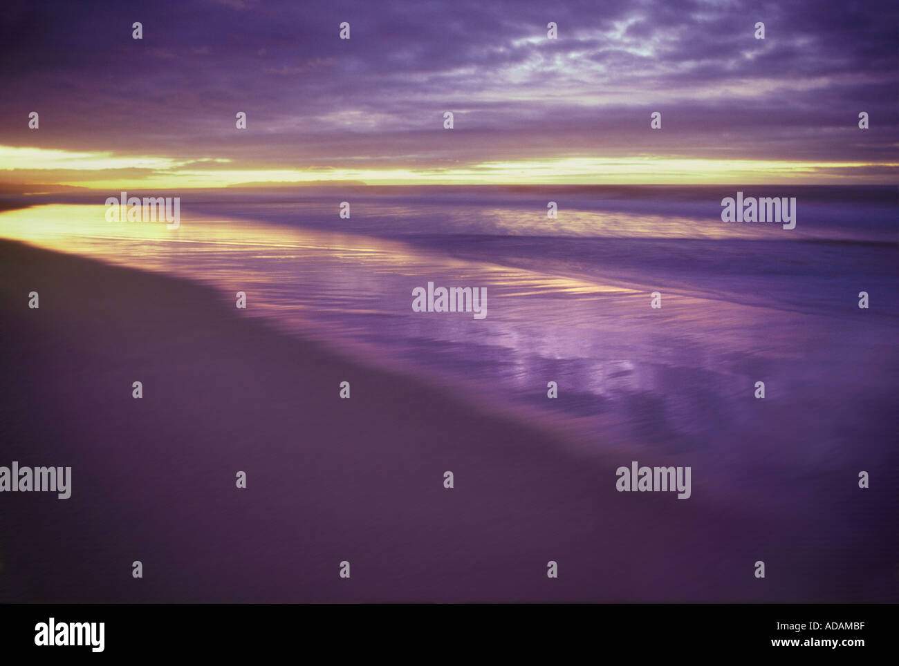 Smooth Ocean Waves Reflection, Polihale State Beach Park, Barking Sands ...