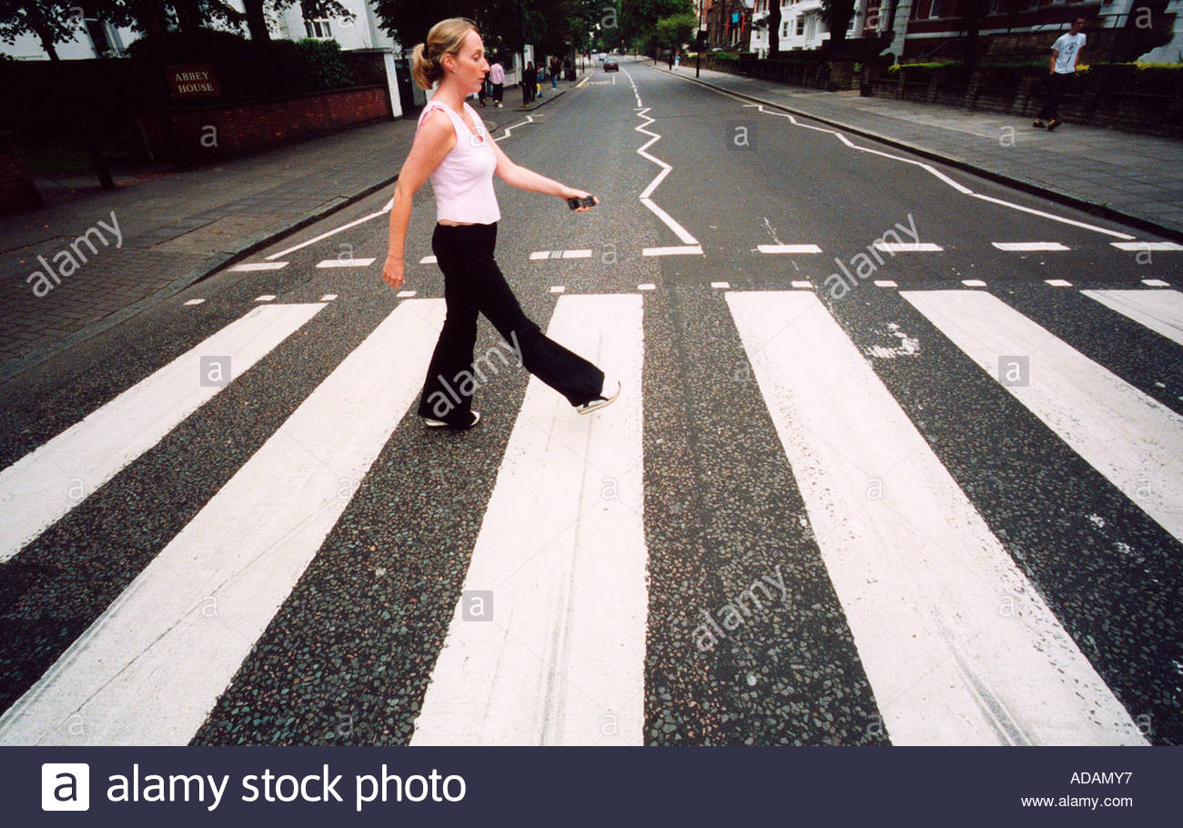 Abbey Road Zebra Crossing Stock Photos & Abbey Road Zebra Crossing ...