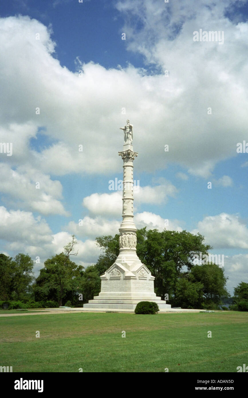 Historic Yorktown Victory Monument Virginia Colonial National ...