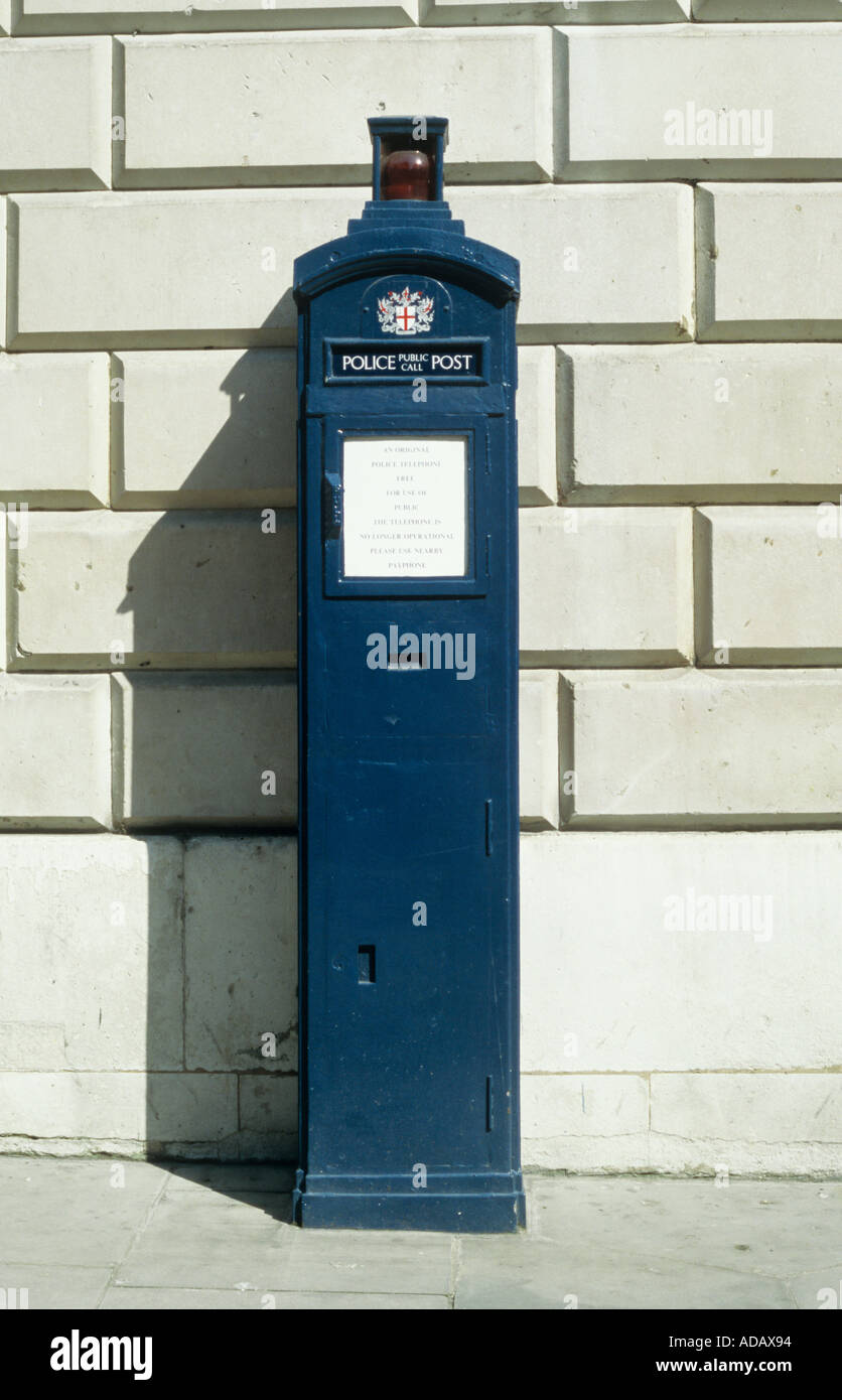 Police post hi-res stock photography and images - Alamy